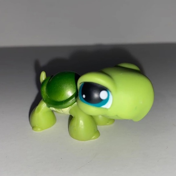 Littlest Pet Shop | Toys | Littlest Pet Shop Turtle Figure | Poshmark